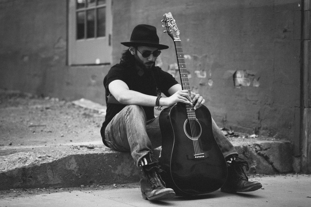 Shout Out Sunday. Interview With Pop Sensation Delon Om. – aj3report.com